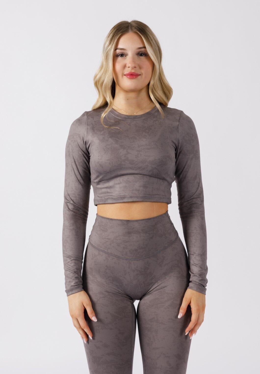 Reluna™ Long Sleeve Crop Gunmetal - Paragon Fitwear