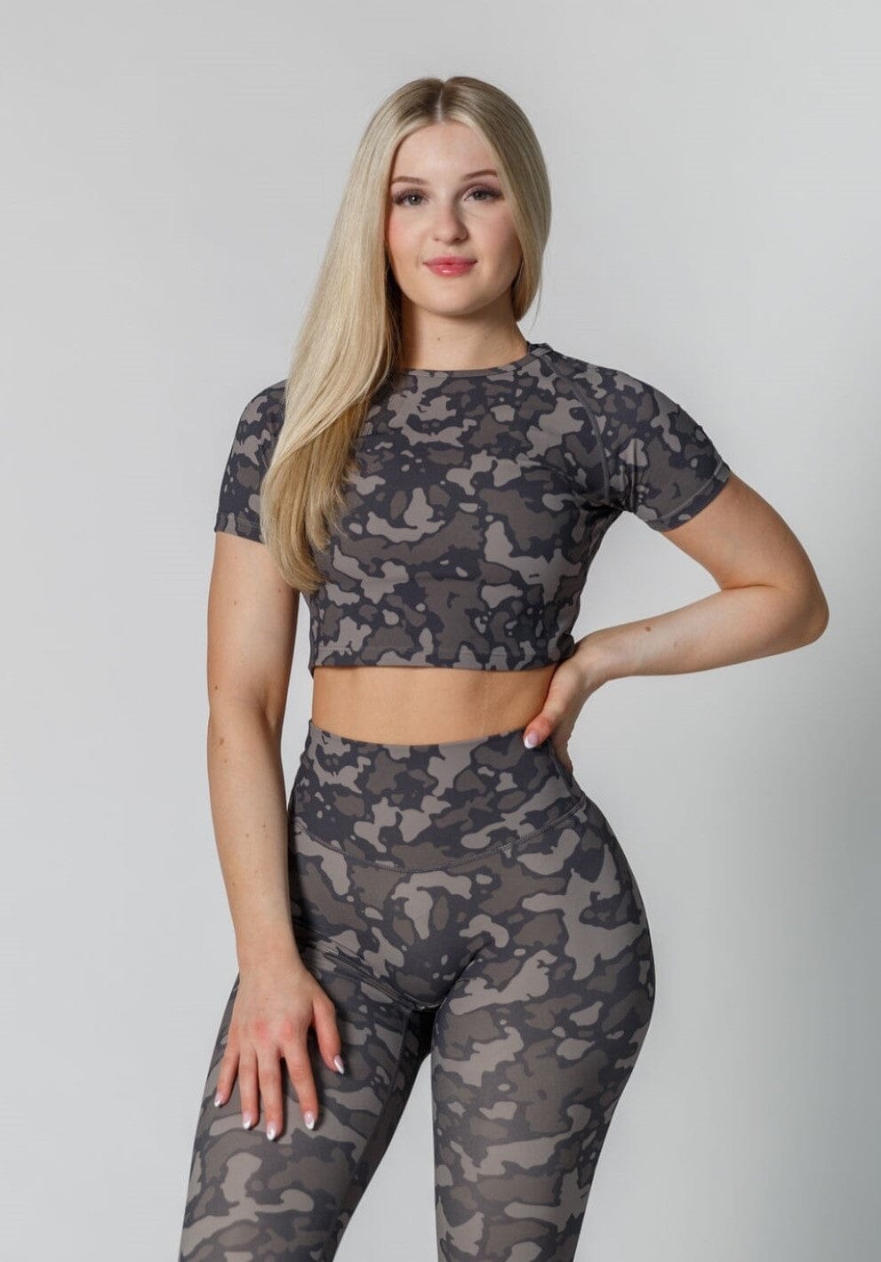 FlexSweat™ Elite Crop Badlands - Paragon Fitwear